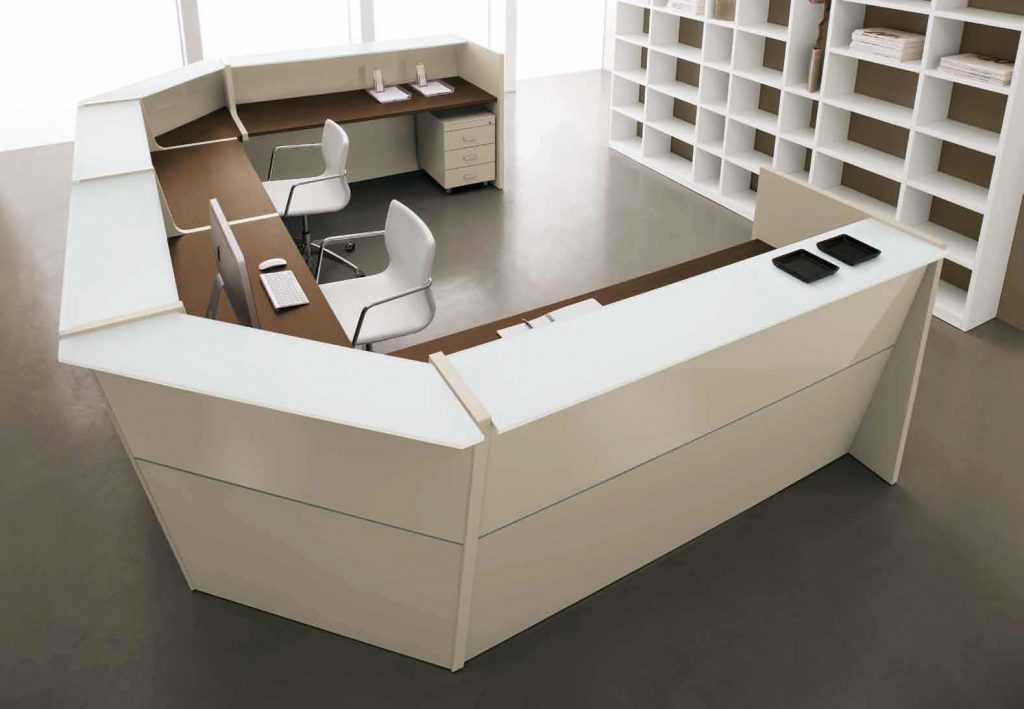 Atrium Reception - Interior Store Receptii moderne - Front desk